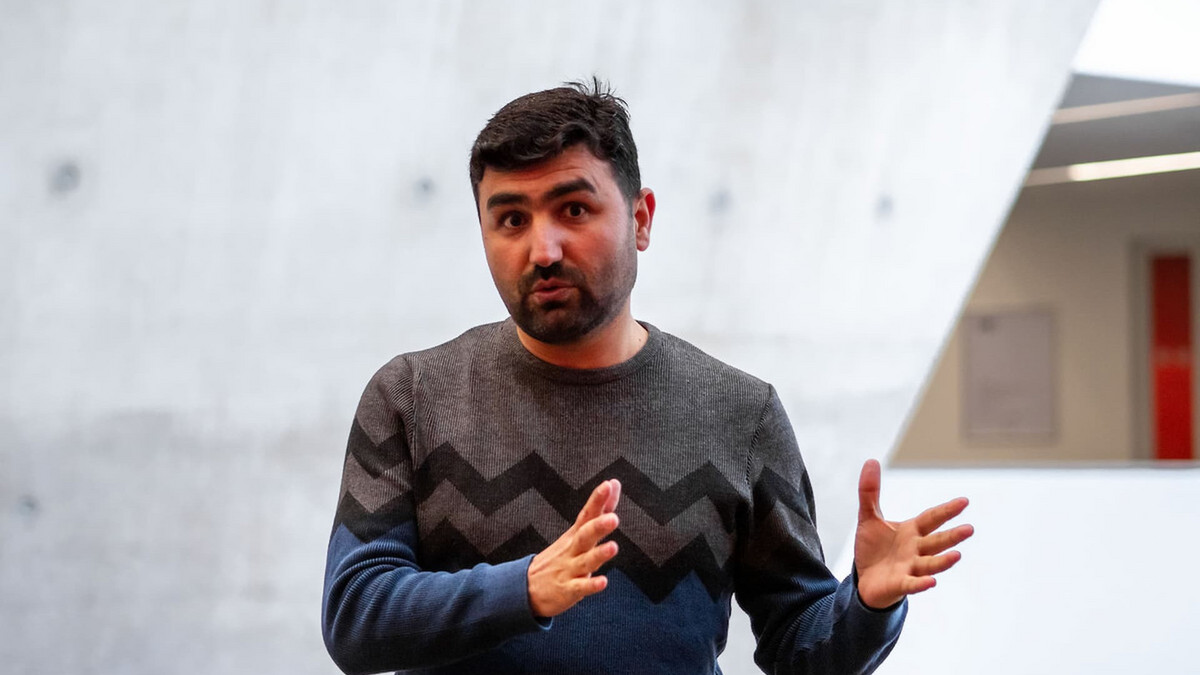 Humboldt- Forschungsstipendiat Prof. Dr. Mehmet Bellibaş | Leuphana