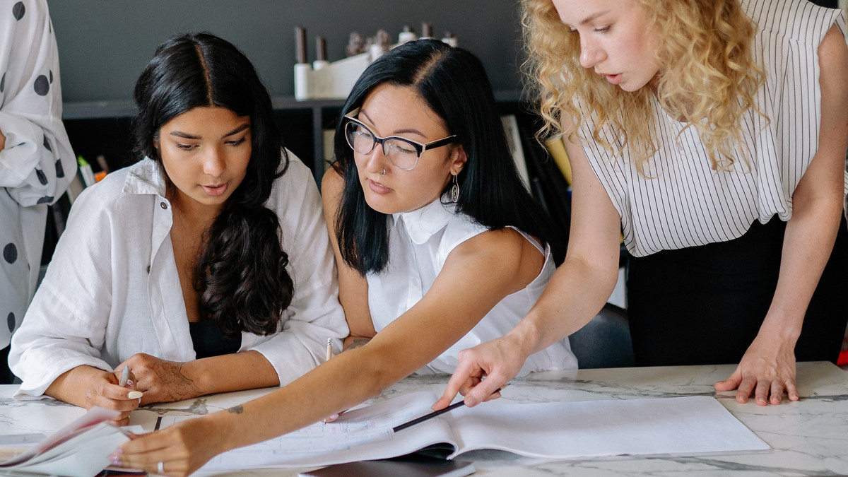 Female Entrepreneurship Week: New formats for aspiring female founders ...