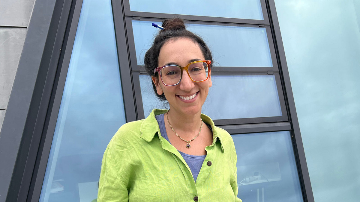 Emily Sigman - Per Frachtschiff und Zug von New Haven nach Ghana | Leuphana