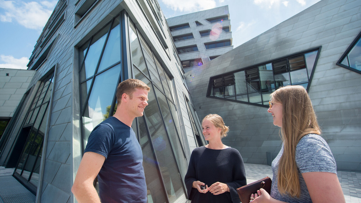 Prof. Torben Schmidt on today's European Day of Languages | Leuphana